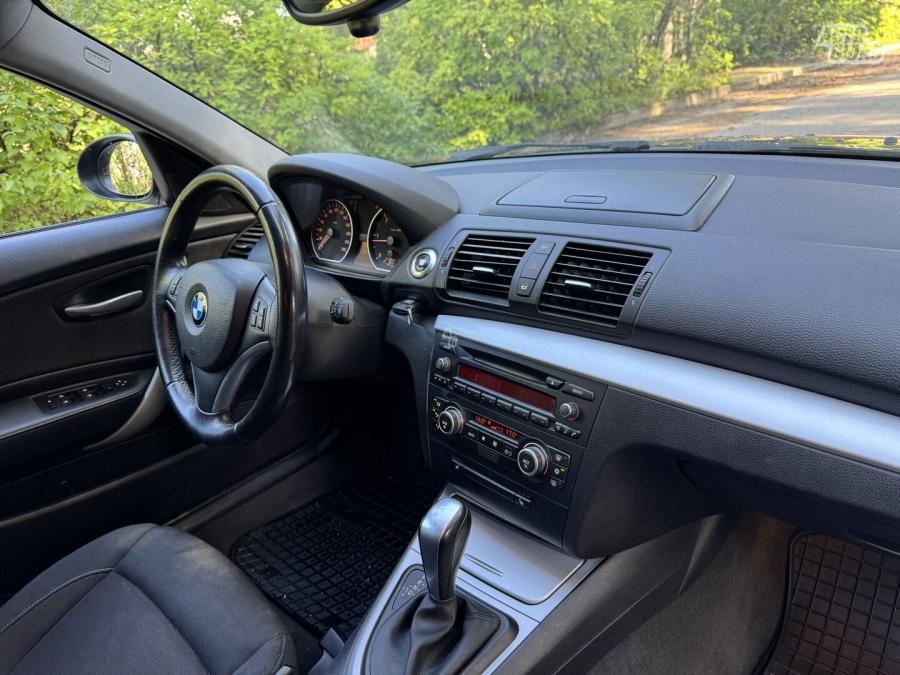 Pelēks BMW 120 2008 Kauņa, ar dzinēja tilpumu 2.00 L un nobraukumu 230 tūkst. km par 3850 €, foto 11 vietnē AUTOMOTO.COM.LV