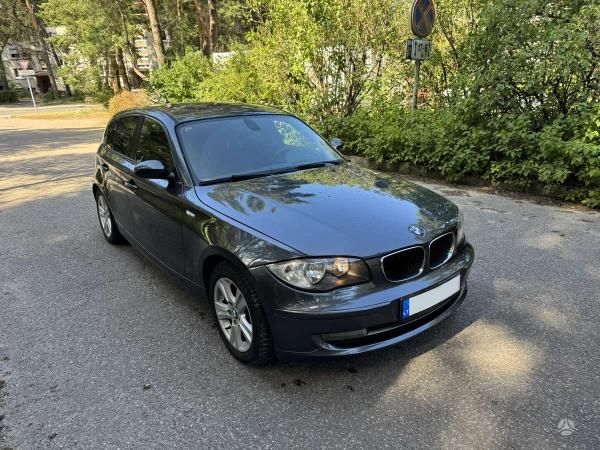 Grey BMW 120 2008 in Kaunas, with an engine capacity of 2.00 L and mileage of 230 thousand km for 3850 €, photo 2 on AUTOMOTO.COM.LV