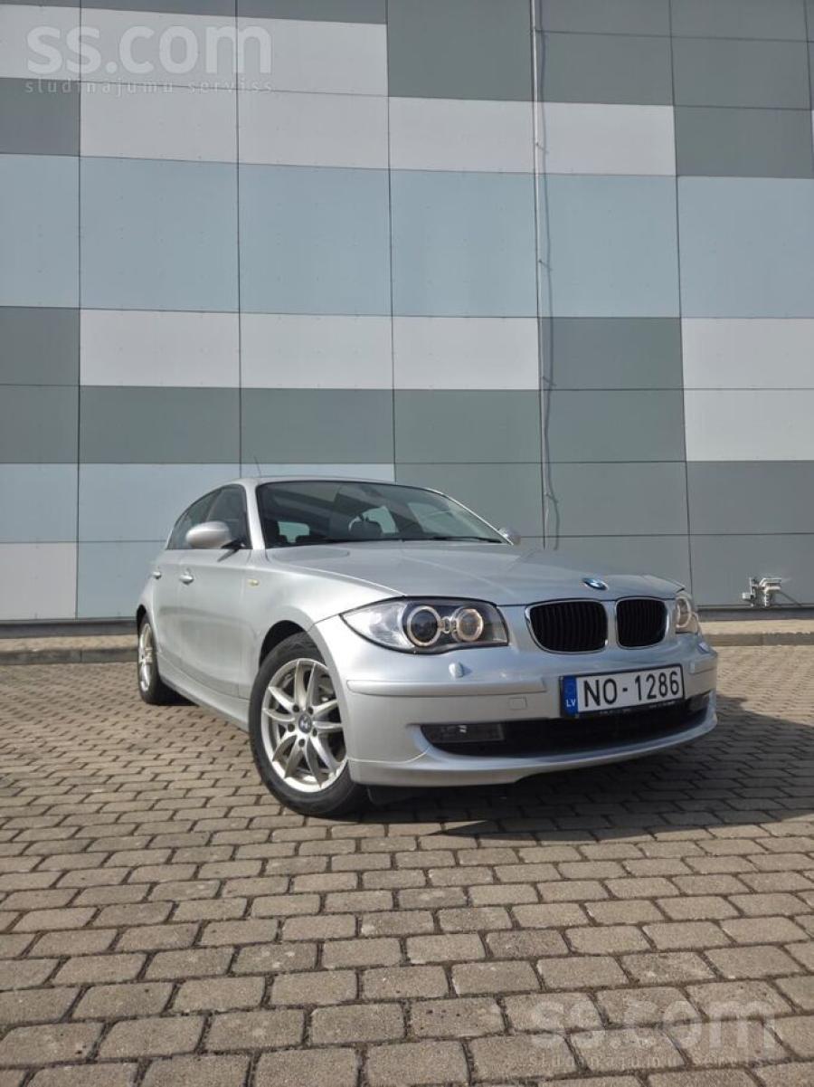 Grey BMW 120 2008 in Dobele, with an engine capacity of 2.00 L and mileage of 325 thousand km for 4250 €, photo 3 on AUTOMOTO.COM.LV