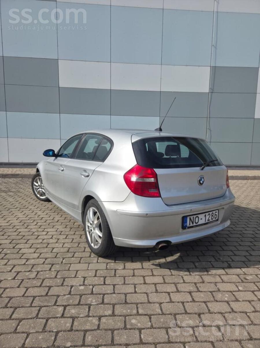 Grey BMW 120 2008 in Dobele, with an engine capacity of 2.00 L and mileage of 325 thousand km for 4250 €, photo 5 on AUTOMOTO.COM.LV