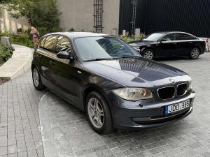 Pelēks BMW 120 2008 Viļņa, ar dzinēja tilpumu 2.00 L un nobraukumu 280 tūkst. km par 3300 €, foto 5 vietnē AUTOMOTO.COM.LV