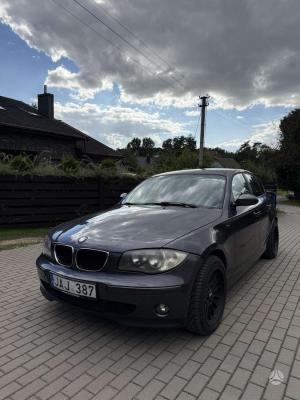 Grey BMW 120 2008 in Alytus, with an engine capacity of 2.00 L and mileage of 403 thousand km for 3000 €, photo  on AUTOMOTO.COM.LV