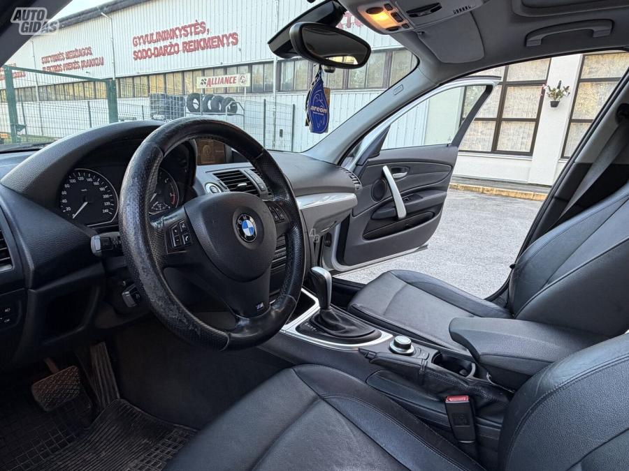 Grey BMW 120 2008 in Radviliskis, with an engine capacity of 2.00 L and mileage of 264 thousand km for 3950 €, photo 17 on AUTOMOTO.COM.LV