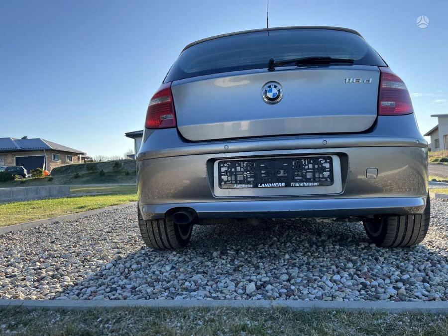 Pelēks BMW 120 2009 Alīta, ar dzinēja tilpumu 2.00 L un nobraukumu 234 tūkst. km par 3800 €, foto 11 vietnē AUTOMOTO.COM.LV