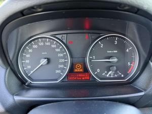 Grey BMW 120 2009 in Vilnius, with an engine capacity of 2.00 L and mileage of 241 thousand km for 3350 €, photo 11 on AUTOMOTO.COM.LV