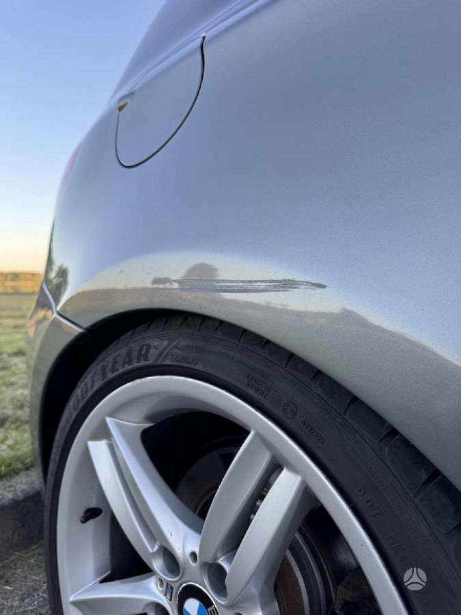 Grey BMW 120 2009 in Vilnius, with an engine capacity of 2.00 L and mileage of 241 thousand km for 3350 €, photo 18 on AUTOMOTO.COM.LV