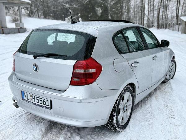Grey BMW 120 2010 in Prienai, with an engine capacity of 2.00 L and mileage of 265 thousand km for 4999 €, photo 3 on AUTOMOTO.COM.LV