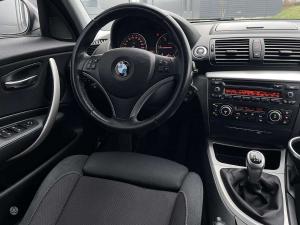 Pelēks BMW 120 2011 Viļņa, ar dzinēja tilpumu 2.00 L un nobraukumu 280 tūkst. km par 4150 €, foto 20 vietnē AUTOMOTO.COM.LV