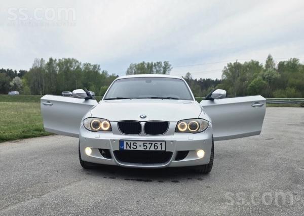 Pelēks BMW 120 2011 Rīga, ar dzinēja tilpumu 2.00 L un nobraukumu 350 tūkst. km par 6300 €, foto 1 vietnē AUTOMOTO.COM.LV