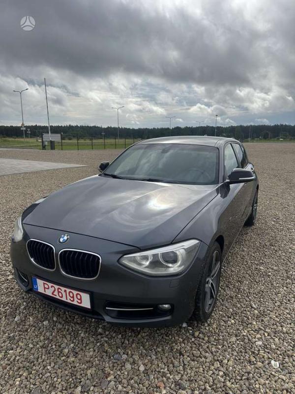 Grey BMW 120 2011 in Taurage, with an engine capacity of 2.00 L and mileage of 290 thousand km for 6300 €, photo 2 on AUTOMOTO.COM.LV