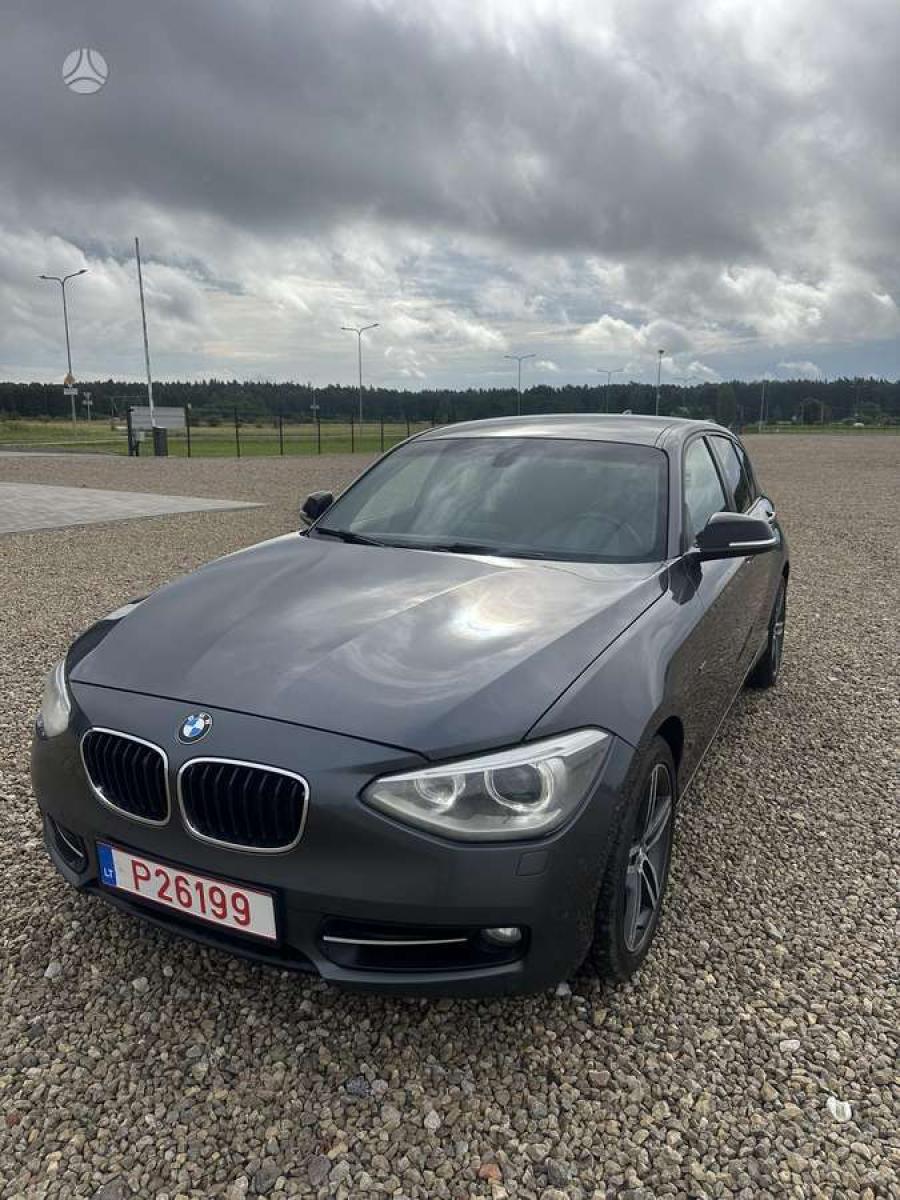 Grey BMW 120 2011 in Taurage, with an engine capacity of 2.00 L and mileage of 290 thousand km for 6300 €, photo 3 on AUTOMOTO.COM.LV