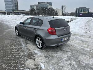 Pelēks BMW 120 2012 Viļņa, ar dzinēja tilpumu 2.00 L un nobraukumu 233 tūkst. km par 3900 €, foto 9 vietnē AUTOMOTO.COM.LV