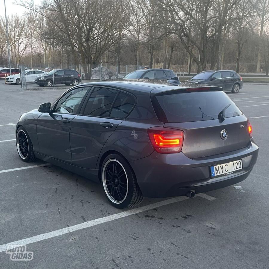 Pelēks BMW 120 2012 Šauļi, ar dzinēja tilpumu 2.00 L un nobraukumu 320 tūkst. km par 7199 €, foto 6 vietnē AUTOMOTO.COM.LV