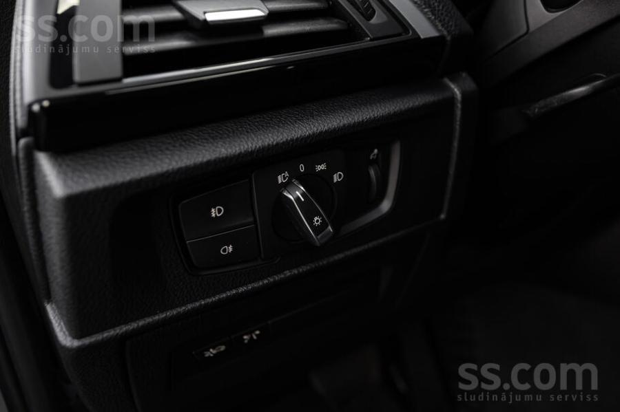 Grey BMW 120 2012 in Jelgava, with an engine capacity of 2.00 L and mileage of 290 thousand km for 9400 €, photo 16 on AUTOMOTO.COM.LV