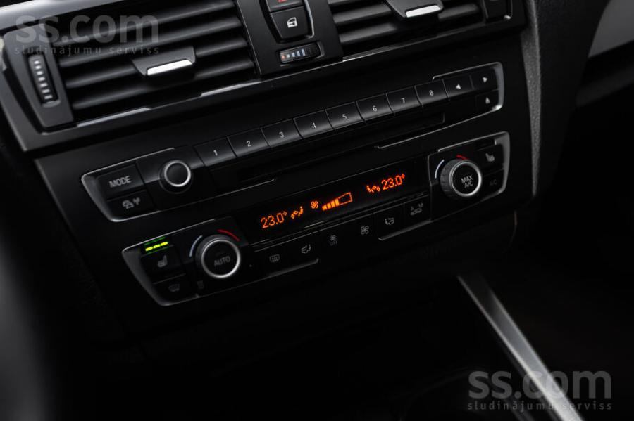 Grey BMW 120 2012 in Jelgava, with an engine capacity of 2.00 L and mileage of 290 thousand km for 9400 €, photo 19 on AUTOMOTO.COM.LV