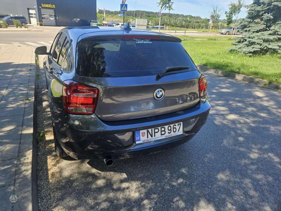 Grey BMW 120 2012 in Vilnius, with an engine capacity of 2.00 L and mileage of 330 thousand km for 3950 €, photo 7 on AUTOMOTO.COM.LV