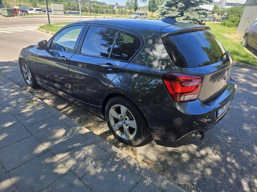 Grey BMW 120 2012 in Vilnius, with an engine capacity of 2.00 L and mileage of 330 thousand km for 4399 €, photo 1 on AUTOMOTO.COM.LV