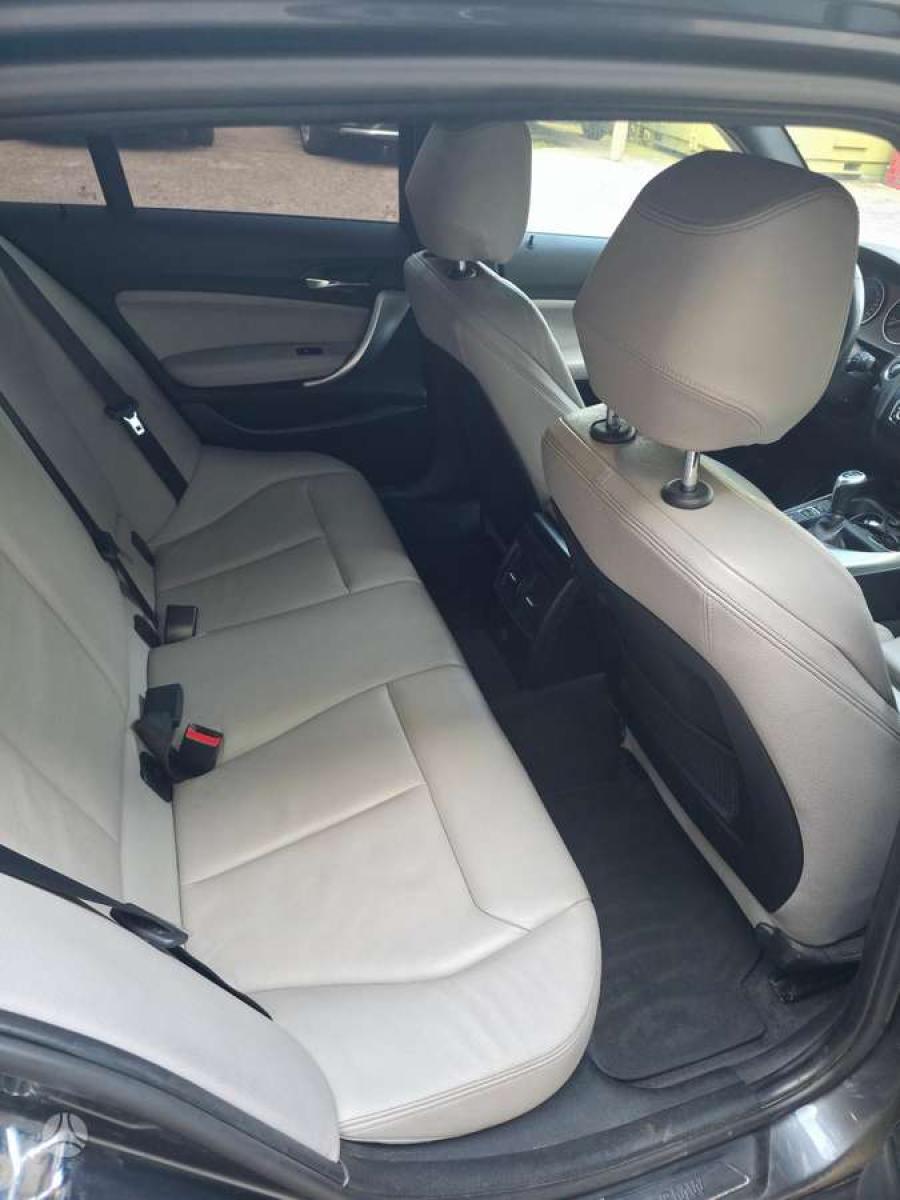 Grey BMW 120 2012 in Visaginas, with an engine capacity of 2.00 L and mileage of 241 thousand km for 5900 €, photo 10 on AUTOMOTO.COM.LV