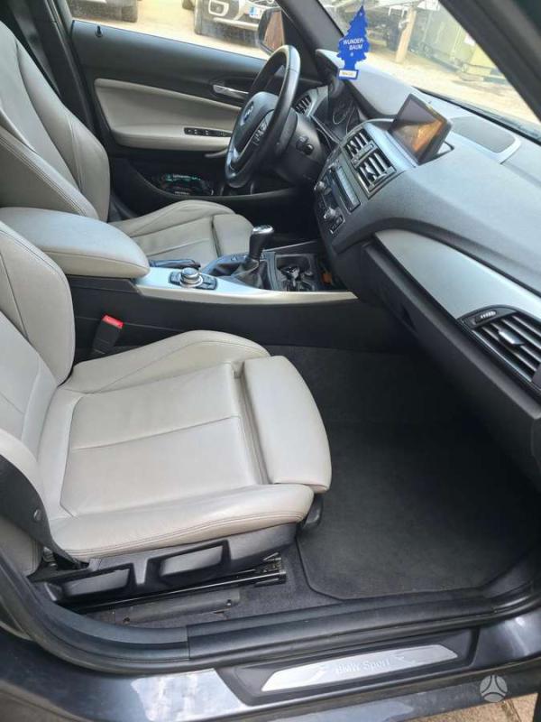 Grey BMW 120 2012 in Visaginas, with an engine capacity of 2.00 L and mileage of 241 thousand km for 5900 €, photo 11 on AUTOMOTO.COM.LV