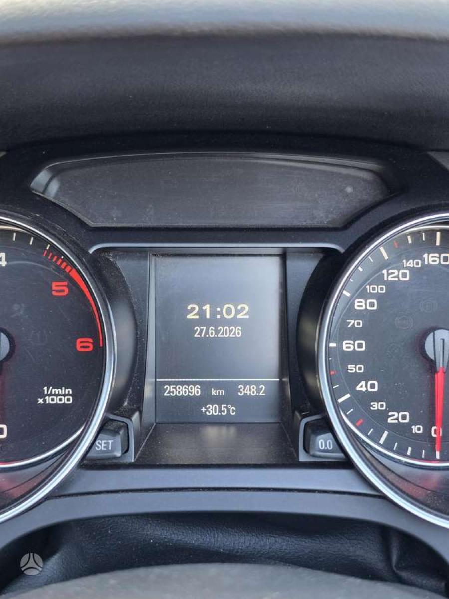 Серый БМВ 120 2013 в Укмерге, объемом двигателя 3.00 л и пробегом 258 тыс. км за 5700 €, фото 30 на AUTOMOTO.COM.LV