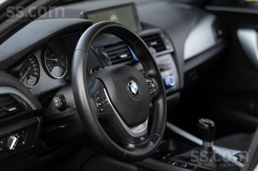 Grey BMW 120 2013 in Jelgava, with an engine capacity of 2.00 L and mileage of 202 thousand km for 8390 €, photo 8 on AUTOMOTO.COM.LV