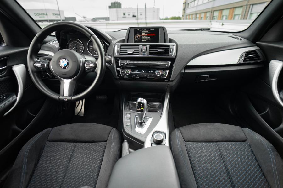 Pelēks BMW 120 2015 Rīga, ar dzinēja tilpumu 1.60 L un nobraukumu 199 tūkst. km par 10990 €, foto 14 vietnē AUTOMOTO.COM.LV
