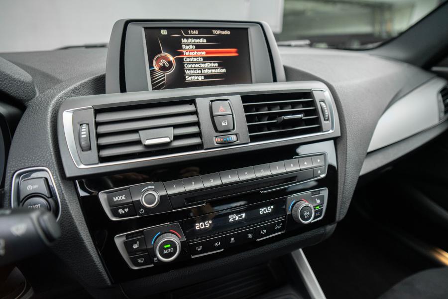 Pelēks BMW 120 2015 Rīga, ar dzinēja tilpumu 1.60 L un nobraukumu 199 tūkst. km par 10990 €, foto 18 vietnē AUTOMOTO.COM.LV