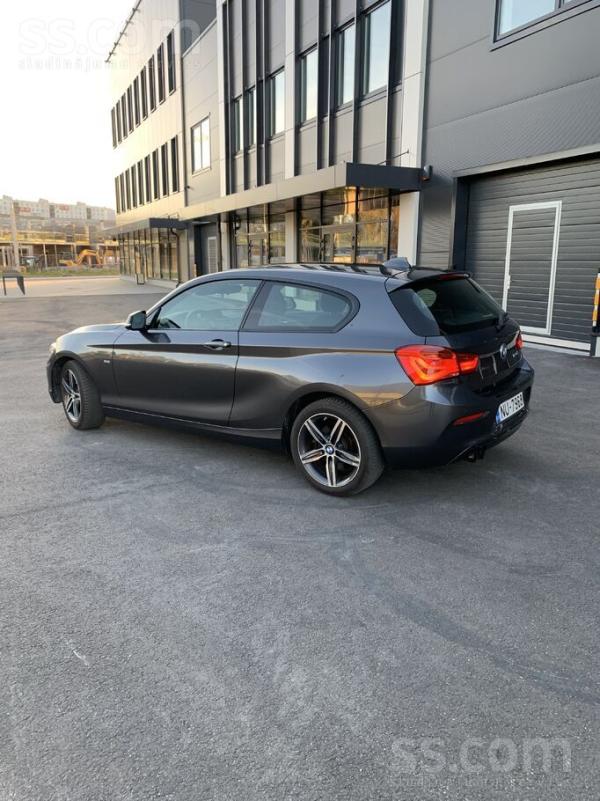 Grey BMW 120 2017 in Riga, with an engine capacity of 2.00 L and mileage of 250 thousand km for 10440 €, photo 8 on AUTOMOTO.COM.LV