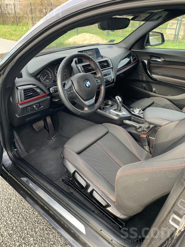 Grey BMW 120 2017 in Riga, with an engine capacity of 2.00 L and mileage of 250 thousand km for 8970 €, photo 7 on AUTOMOTO.COM.LV