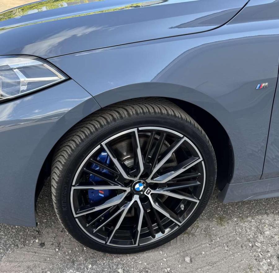 Grey BMW 120 2020 in Panevezys, with an engine capacity of 2.00 L and mileage of 245 thousand km for 18300 €, photo 22 on AUTOMOTO.COM.LV