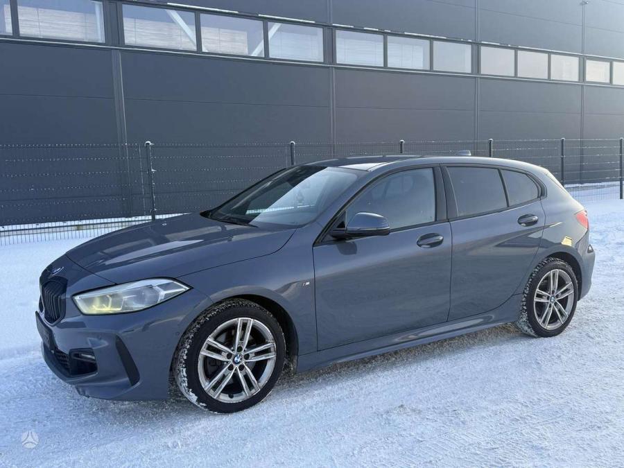 Grey BMW 120 2021 in Kaunas, with an engine capacity of 2.00 L and mileage of 170 thousand km for 13400 €, photo 1 on AUTOMOTO.COM.LV