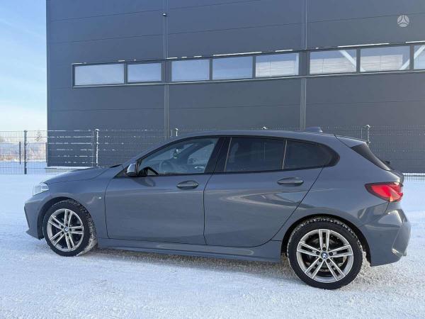 Grey BMW 120 2021 in Kaunas, with an engine capacity of 2.00 L and mileage of 170 thousand km for 13000 €, photo 4 on AUTOMOTO.COM.LV