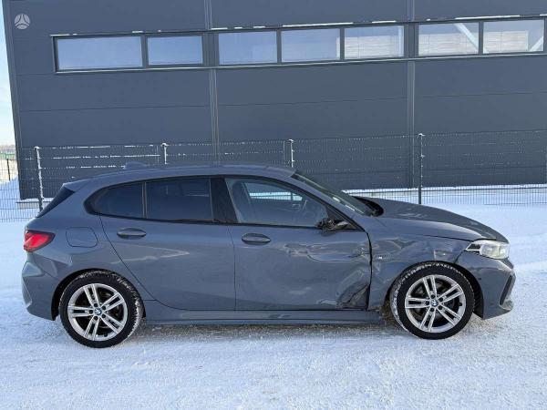 Grey BMW 120 2021 in Kaunas, with an engine capacity of 2.00 L and mileage of 170 thousand km for 13000 €, photo 9 on AUTOMOTO.COM.LV