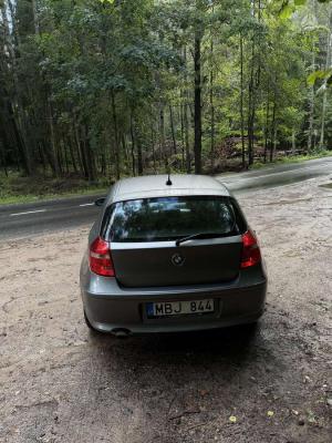 Grey BMW 120 2021 in Vilnius, with an engine capacity of 0.00 L and mileage of 261 thousand km for 2200 €, photo 5 on AUTOMOTO.COM.LV