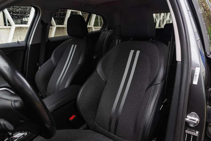 Grey BMW 120 2021 in Vilnius, with an engine capacity of 2.00 L and mileage of 117 thousand km for 16500 €, photo 17 on AUTOMOTO.COM.LV