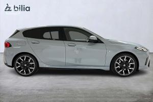 Pelēks BMW 120 2025 Kauņa, ar dzinēja tilpumu 0.00 L un nobraukumu 11 tūkst. km par 37471 €, foto 3 vietnē AUTOMOTO.COM.LV