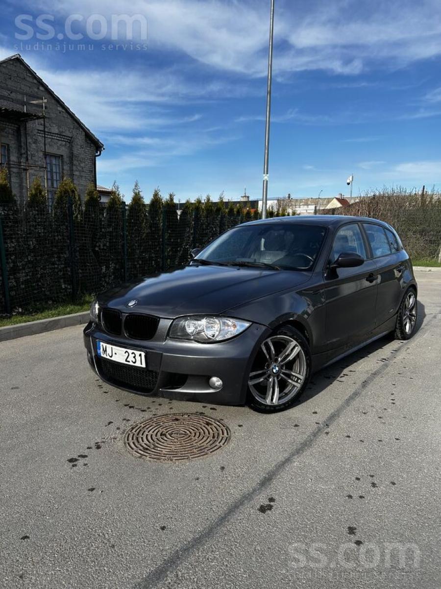 Pelēks BMW 120 2004 Liepāja, ar dzinēja tilpumu 2.00 L un nobraukumu 0 tūkst. km par 2200 €, foto 1 vietnē AUTOMOTO.COM.LV