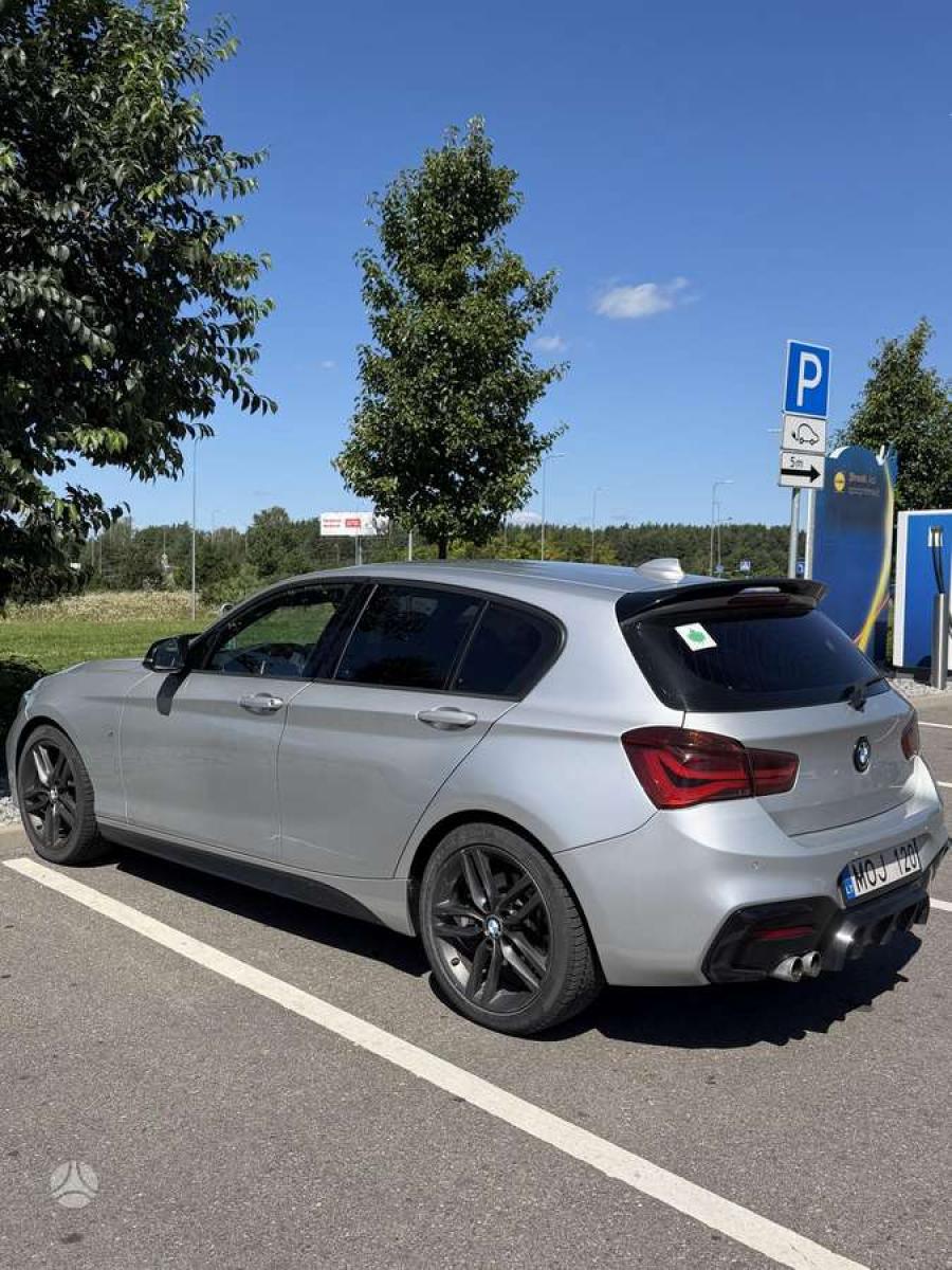Grey BMW 120 2015 in Vilnius, with an engine capacity of 2.00 L and mileage of 355 thousand km for 9500 €, photo 3 on AUTOMOTO.COM.LV