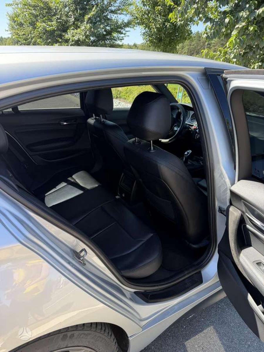 Grey BMW 120 2015 in Vilnius, with an engine capacity of 2.00 L and mileage of 355 thousand km for 9500 €, photo 8 on AUTOMOTO.COM.LV