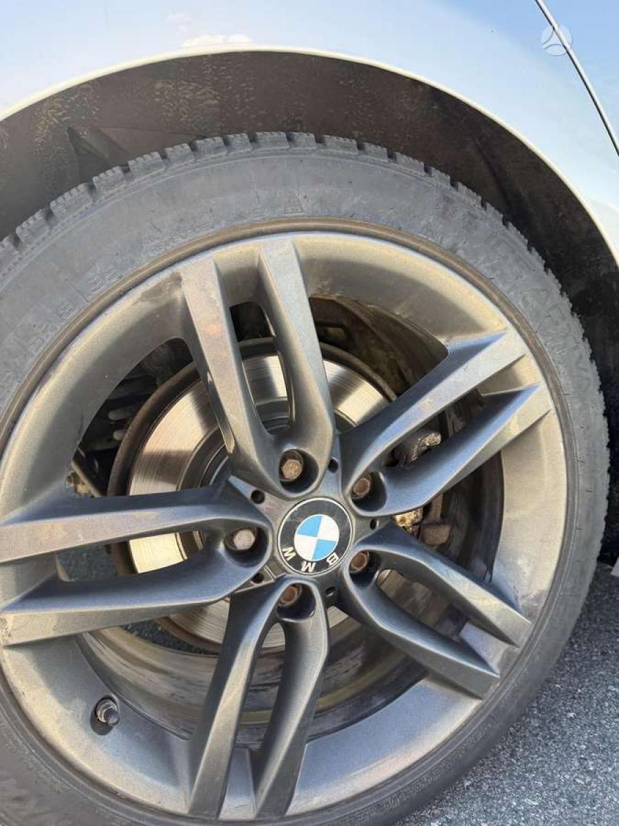 Grey BMW 120 2015 in Vilnius, with an engine capacity of 2.00 L and mileage of 355 thousand km for 9500 €, photo 13 on AUTOMOTO.COM.LV