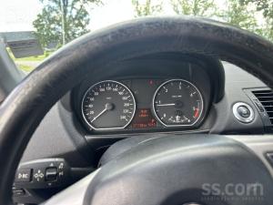 BMW 120 2004 in Jelgava, with an engine capacity of 2.00 L and mileage of 271 thousand km for 3500 €, photo 7 on AUTOMOTO.COM.LV