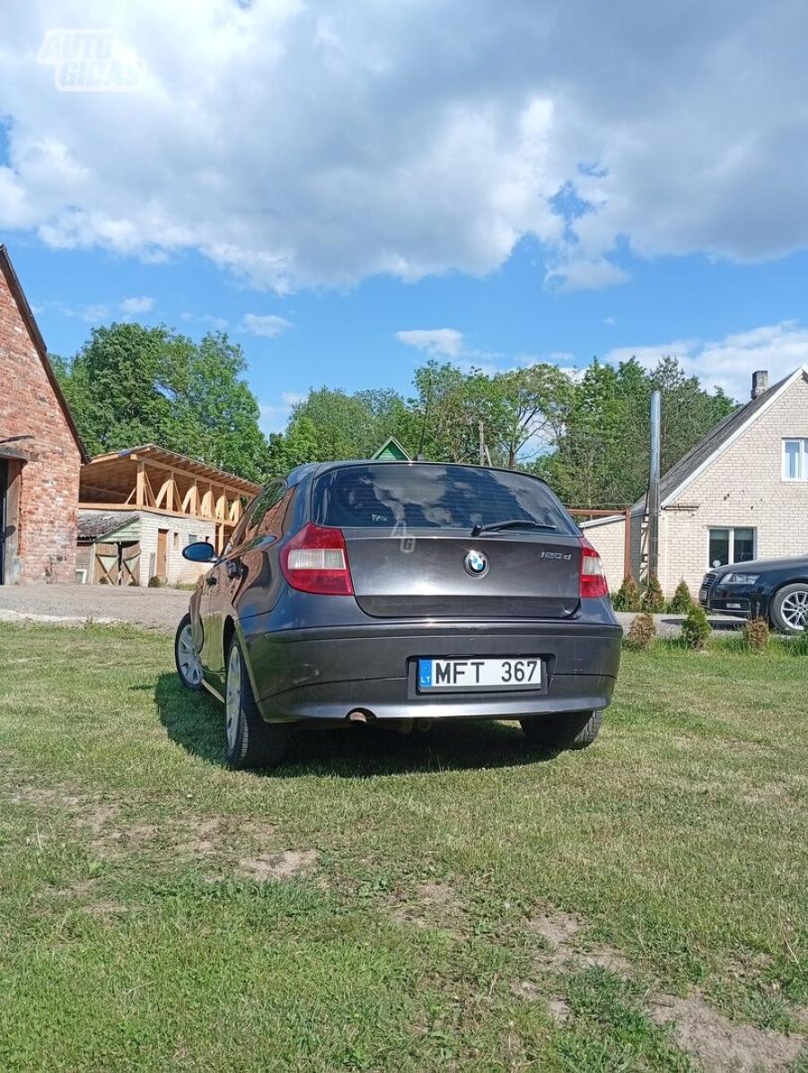 BMW 120 2004 Pasvalys, ar dzinēja tilpumu 2.00 L un nobraukumu 308 tūkst. km par 2400 €, foto 4 vietnē AUTOMOTO.COM.LV