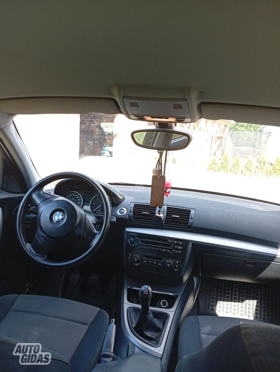 BMW 120 2004 Pasvalys, ar dzinēja tilpumu 2.00 L un nobraukumu 308 tūkst. km par 2400 €, foto 5 vietnē AUTOMOTO.COM.LV