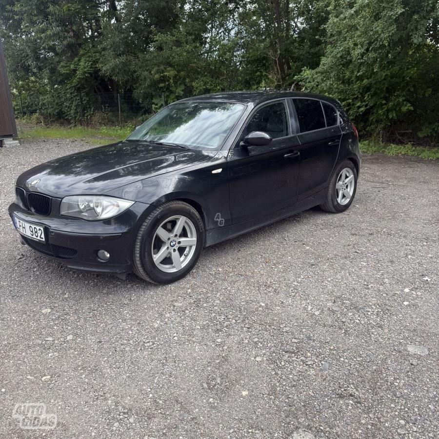 BMW 120 2004 Viļņa, ar dzinēja tilpumu 2.00 L un nobraukumu 266 tūkst. km par 3100 €, foto 4 vietnē AUTOMOTO.COM.LV
