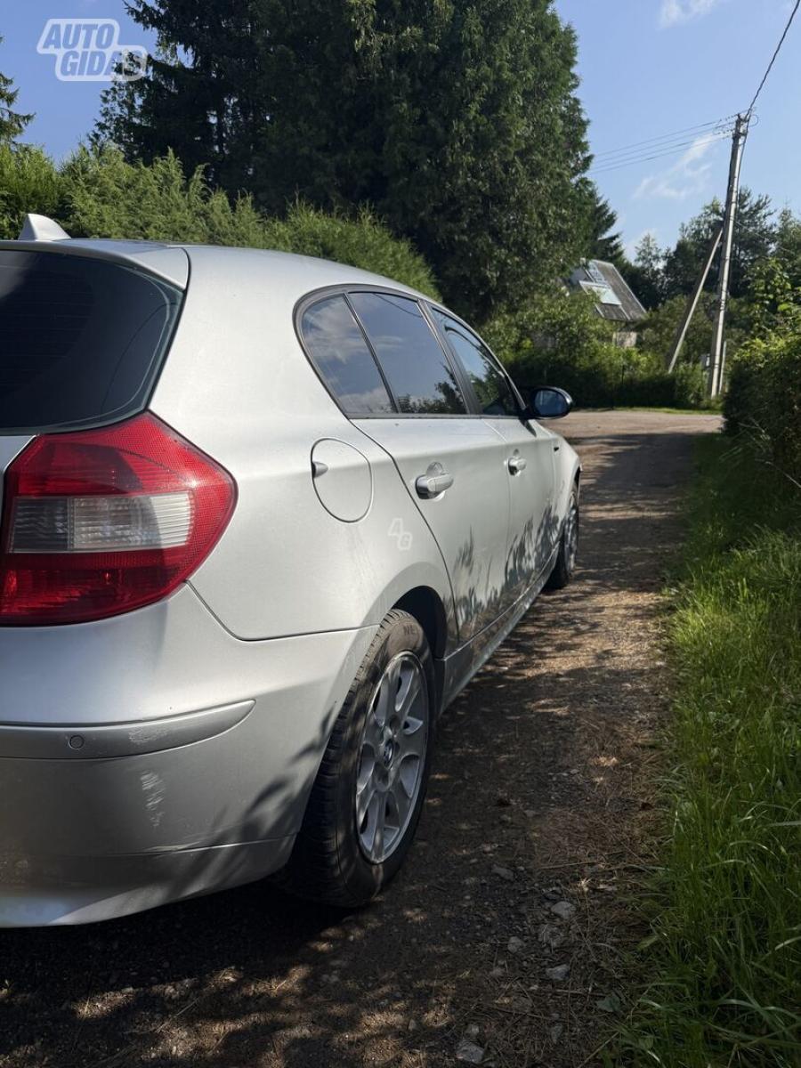 BMW 120 2004 Viļņa, ar dzinēja tilpumu 2.00 L un nobraukumu 272 tūkst. km par 3100 €, foto 4 vietnē AUTOMOTO.COM.LV