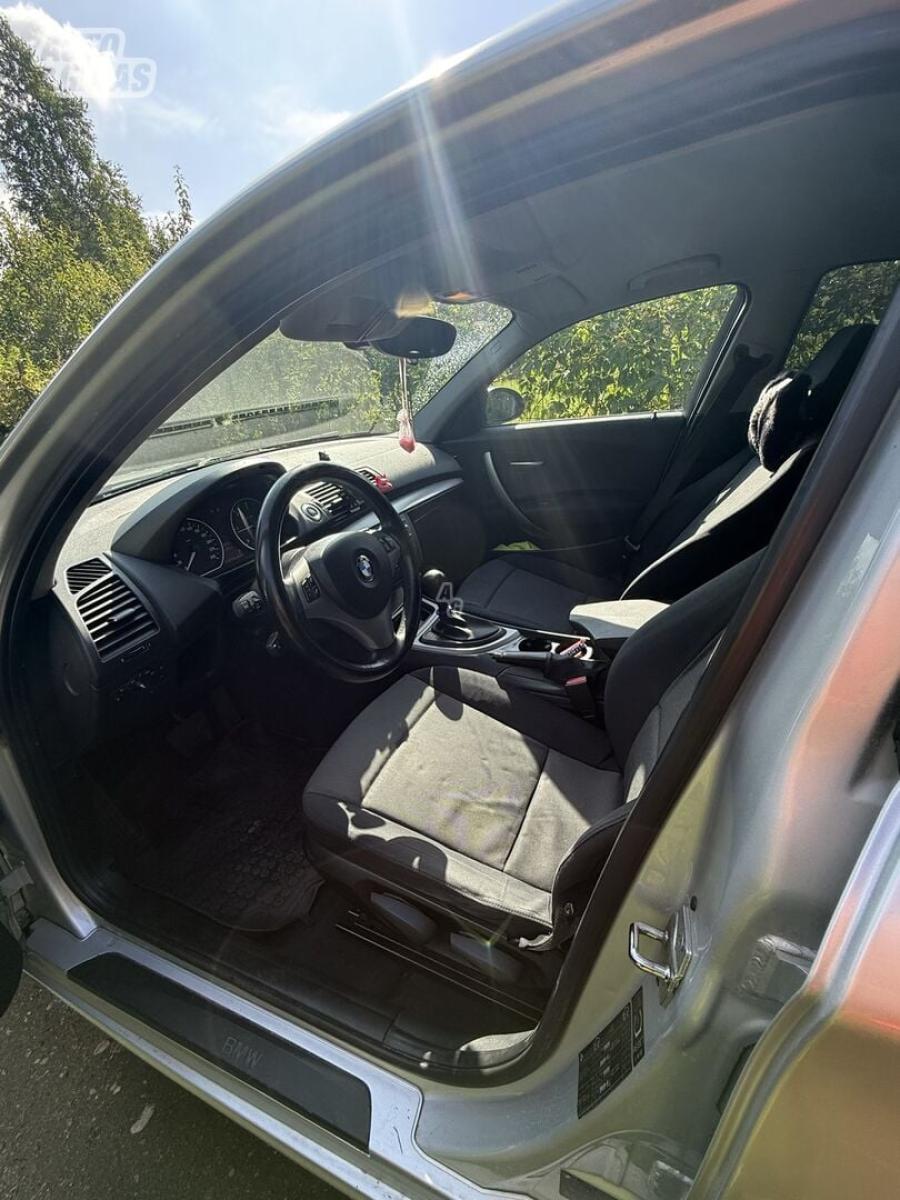 BMW 120 2004 Viļņa, ar dzinēja tilpumu 2.00 L un nobraukumu 272 tūkst. km par 3100 €, foto 7 vietnē AUTOMOTO.COM.LV