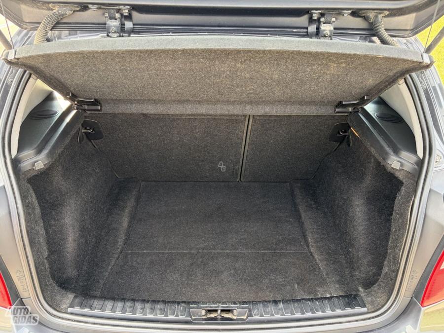 BMW 120 2005 Šauļi, ar dzinēja tilpumu 2.00 L un nobraukumu 260 tūkst. km par 3500 €, foto 10 vietnē AUTOMOTO.COM.LV