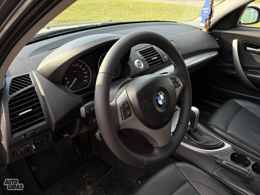 BMW 120 2005 Šauļi, ar dzinēja tilpumu 2.00 L un nobraukumu 260 tūkst. km par 3500 €, foto 13 vietnē AUTOMOTO.COM.LV