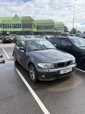 BMW 120 2006 in Kaunas, with an engine capacity of 2.00 L and mileage of 250 thousand km for 999 €, photo 3 on AUTOMOTO.COM.LV