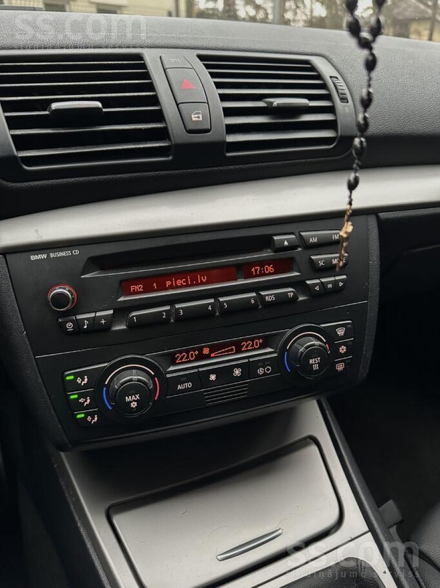 BMW 120 2006 in Riga, with an engine capacity of 2.00 L and mileage of 269 thousand km for 4250 €, photo 14 on AUTOMOTO.COM.LV
